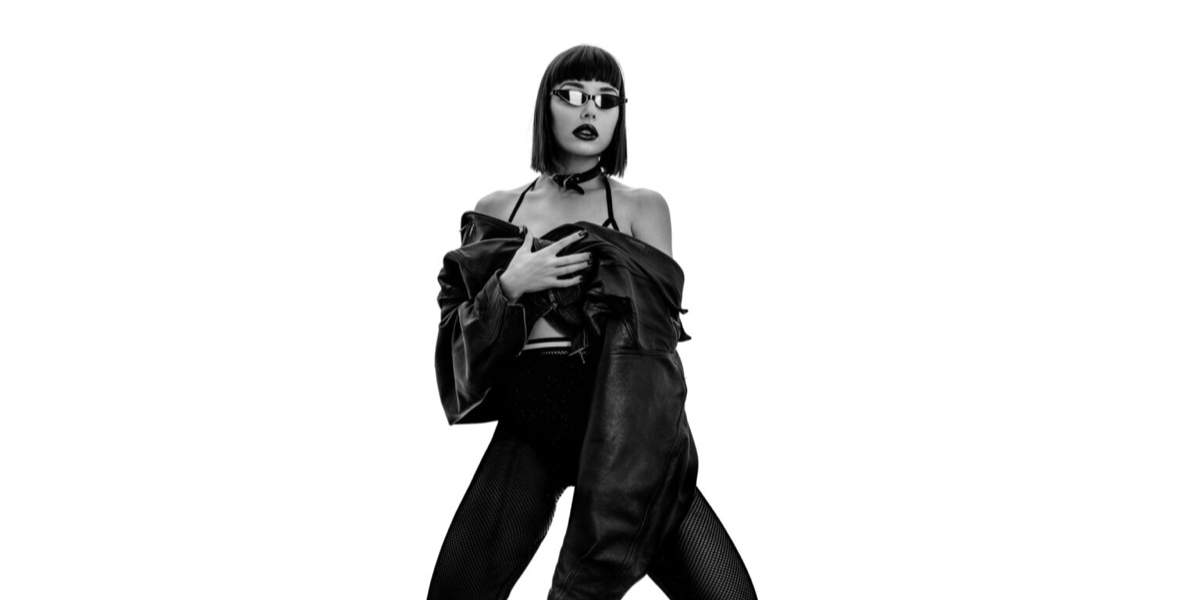 Mari Ferrari - Visit Belek